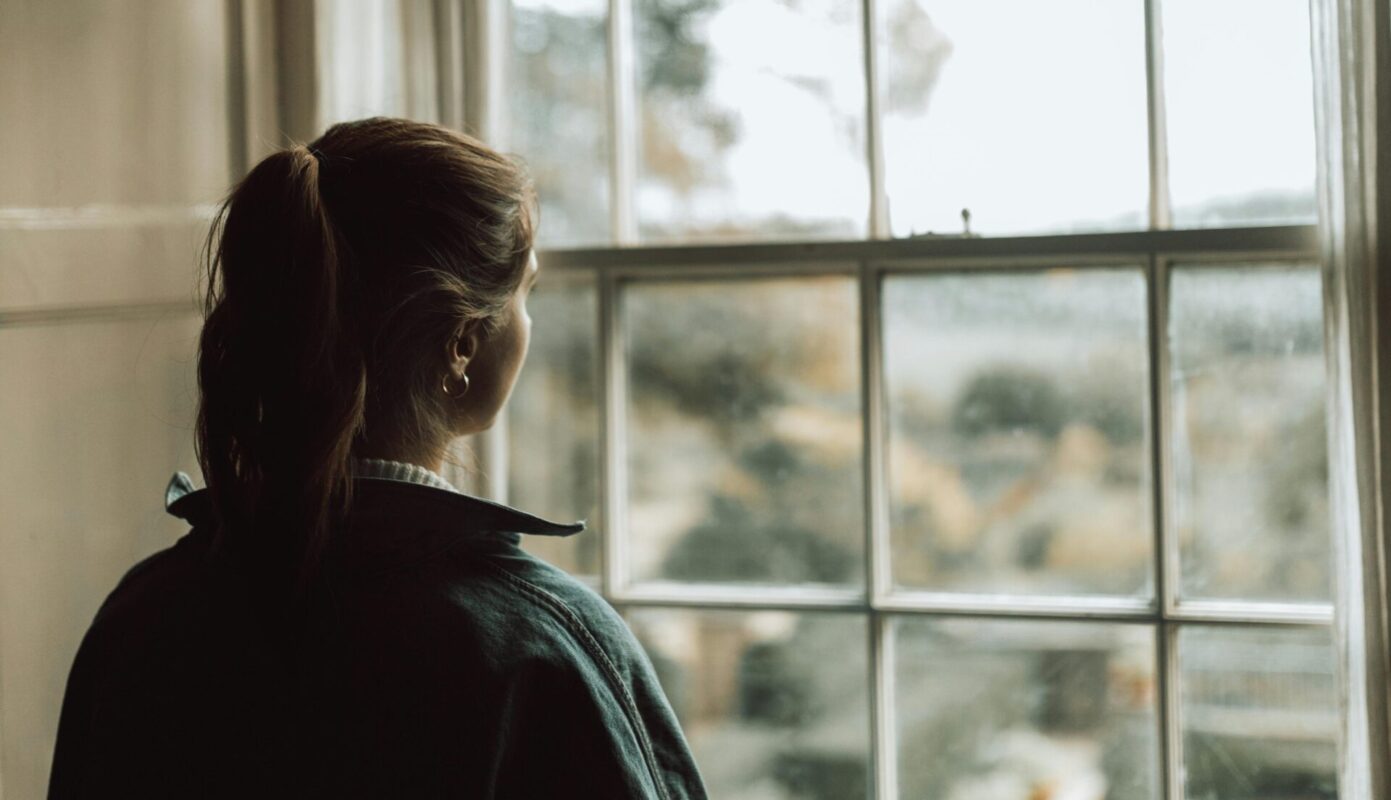 Recognising the Signs of Economic Abuse in Relationships - Hawkins ...